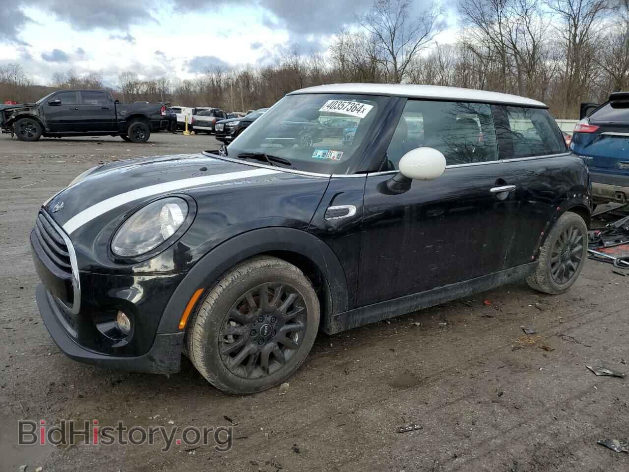 Report WMWXP5C59K2H96155 MINI COOPER 2019 BLACK GAS - price and damage ...