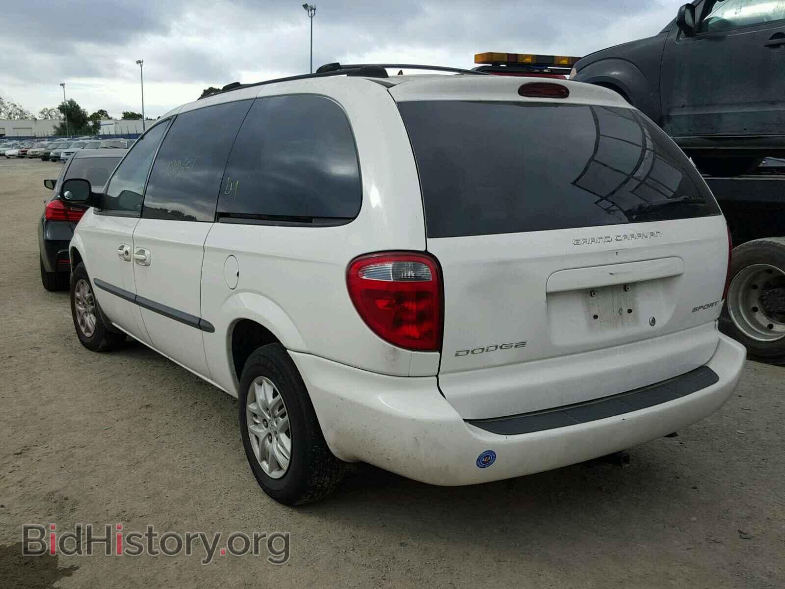 Report 1B8GP44392B533957 DODGE CARAVAN 2002 WHITE FLEXIBLE FUEL - price ...