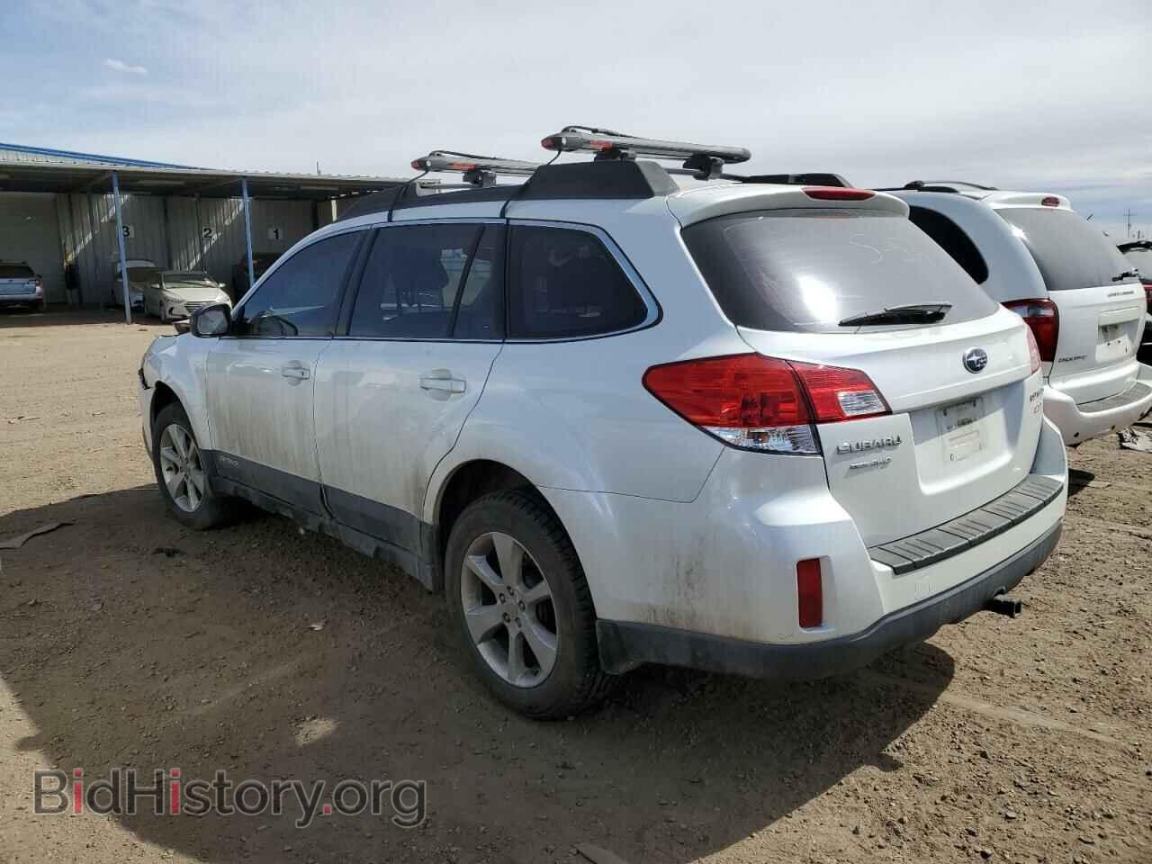 Report 4S4BRBAC0E3280488 SUBARU OUTBACK 2014 WHITE GAS - price and ...