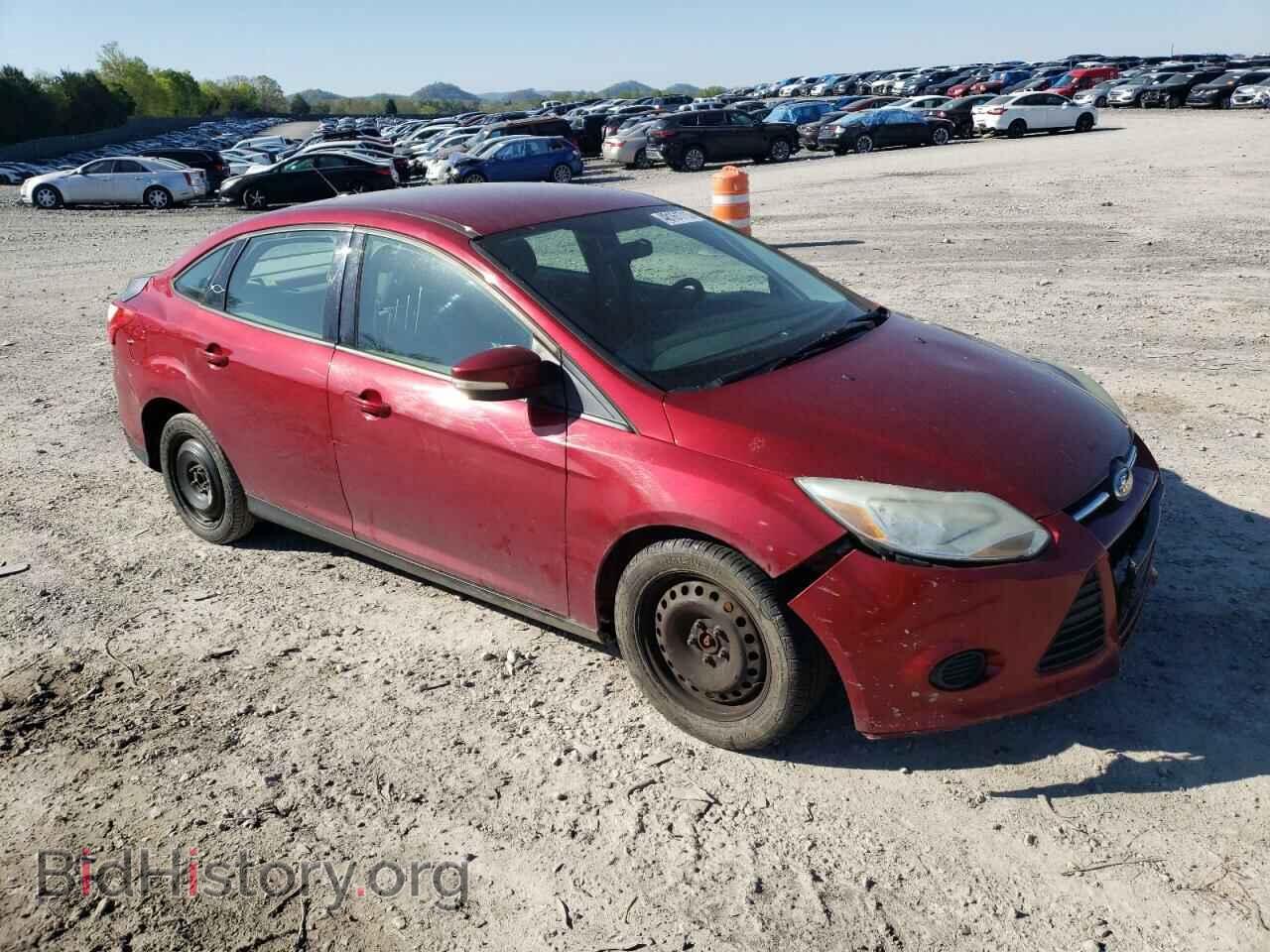 Report 1FADP3F20DL249657 FORD FOCUS 2013 MAROON GAS - price and damage ...