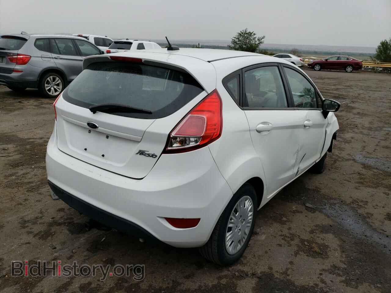 Report 3FADP4TJ5GM172126 FORD FIESTA 2016 WHITE GAS - price and damage ...