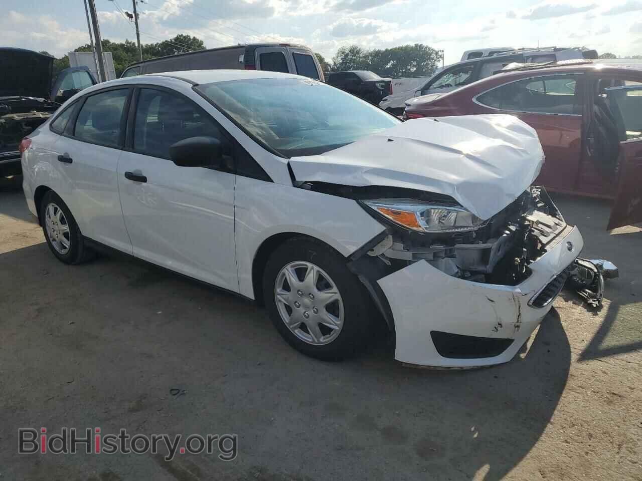Report 1FADP3E27GL249595 FORD FOCUS 2016 WHITE GAS - price and damage ...