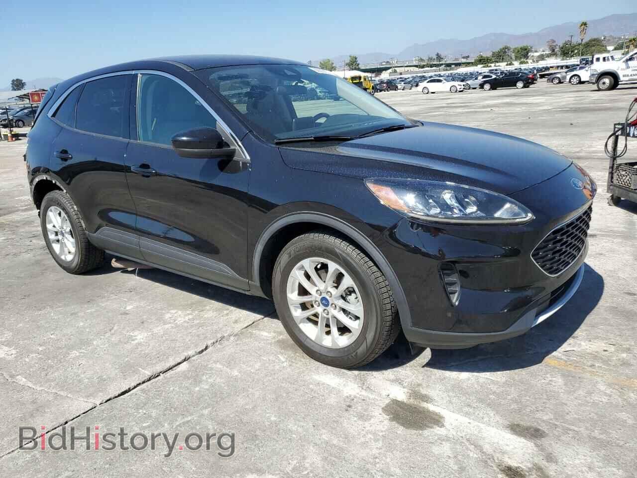 Report 1FMCU0G6XLUA35956 FORD ESCAPE 2020 BLACK GAS - price and damage ...