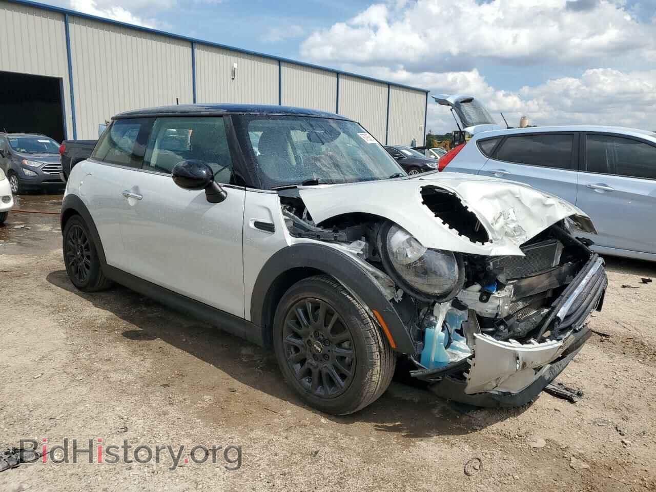 Report WMWXP5C5XK2H95225 MINI COOPER 2019 SILVER GAS - price and damage ...