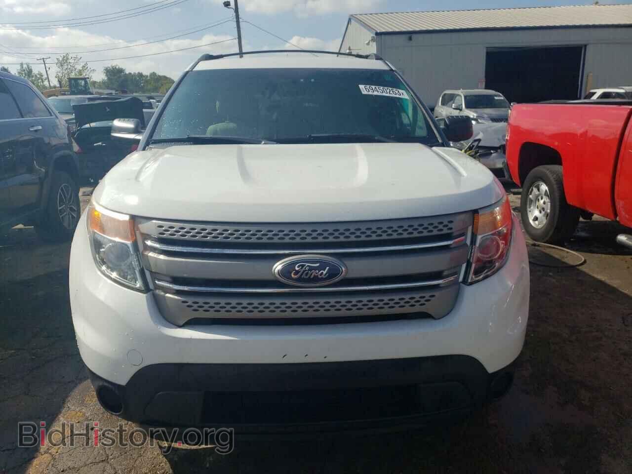 Report 1FM5K7B82DGB13324 FORD EXPLORER 2013 WHITE GAS - price and ...