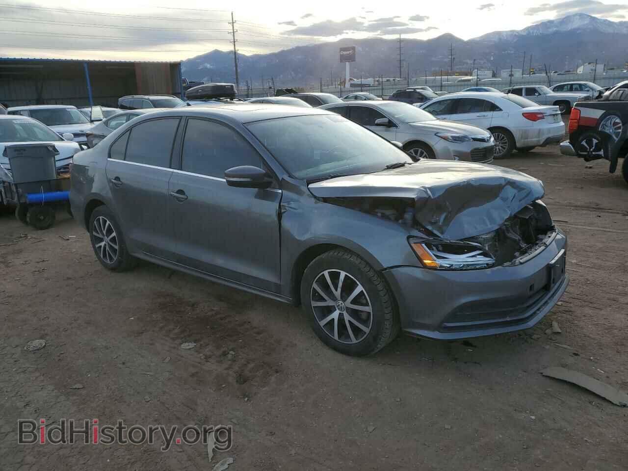 Report 3VWDB7AJ8HM314559 VOLKSWAGEN JETTA 2017 GRAY GAS - price and ...