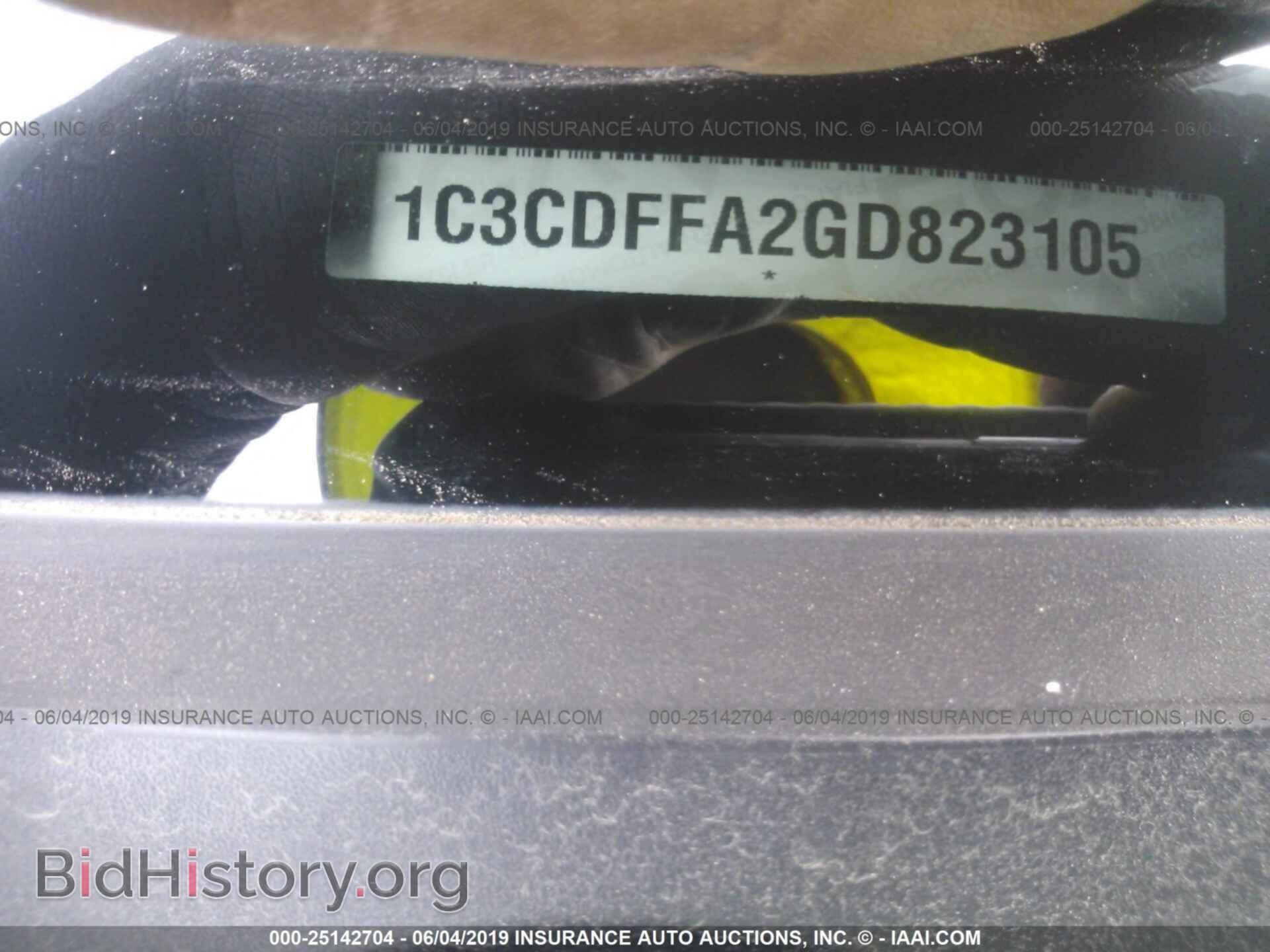 Report 1C3CDFFA2GD823105 DODGE DART 2016 Gray Gasoline - price and ...