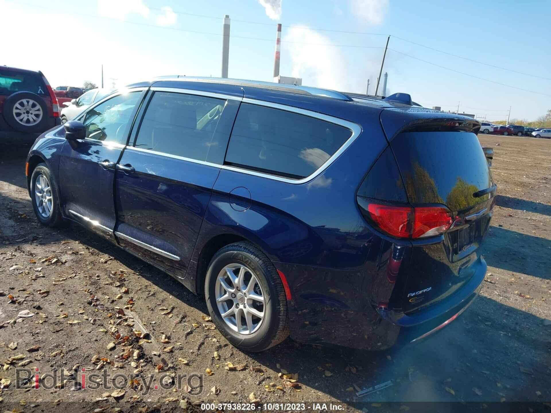 Report 2C4RC1BG7LR210488 CHRYSLER PACIFICA 2020 Blue Gasoline - price ...