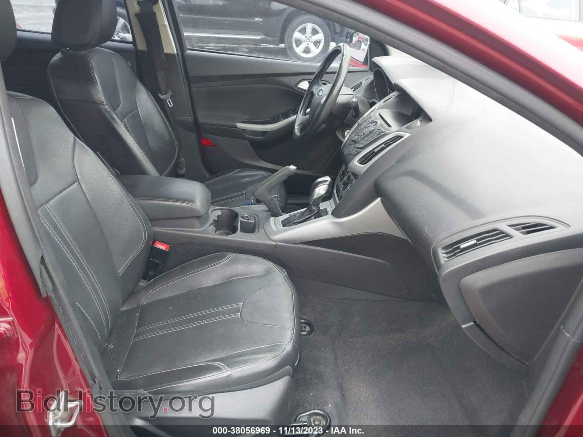 Report 1FADP3F21EL455636 FORD FOCUS 2014 Maroon Flexible Fuel - price ...